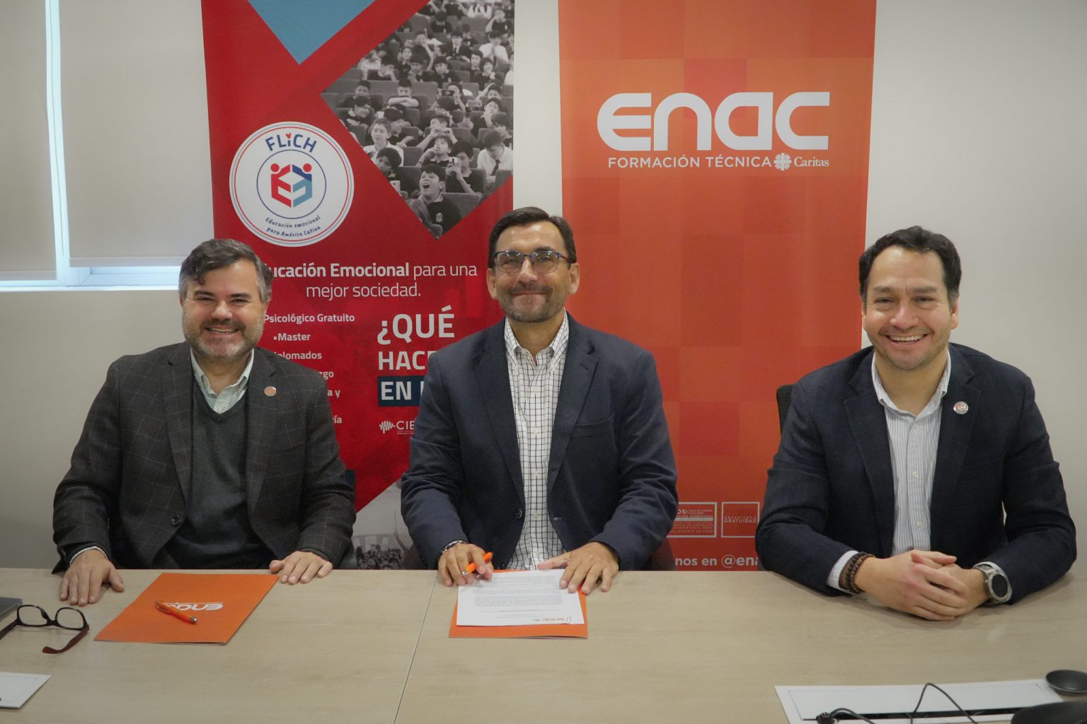 ENAC y Fundación Liderazgo Chile firman convenio de colaboración, vinculación e innovación - ENAC